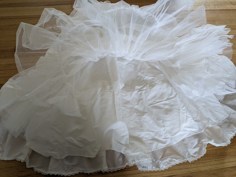 Petticoat Crinoline White Stiff Netting Ruffle Tulle Handmade 30" waist ...