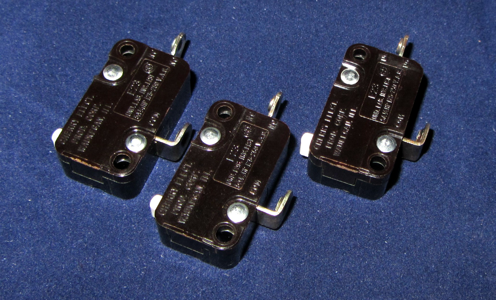 3 x Cherry Electric SPST Limit MicroSwitch, 5A 1/4PH 125v 250vac AC ...