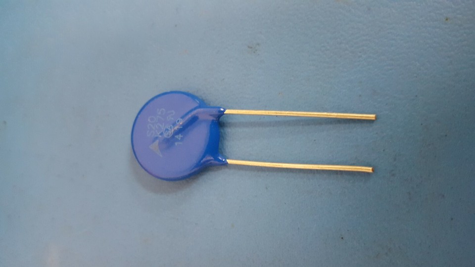 (10pcs) VARISTOR, 430V 275VAC, 350VDC, DISC 20MM, 850pF, TDK ( Epcos ...