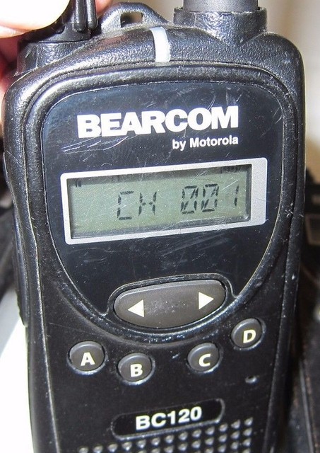 BearCom Bc120 Two Way Radio by Motorola Aah49rcf8aa1ab UHF for sale ...