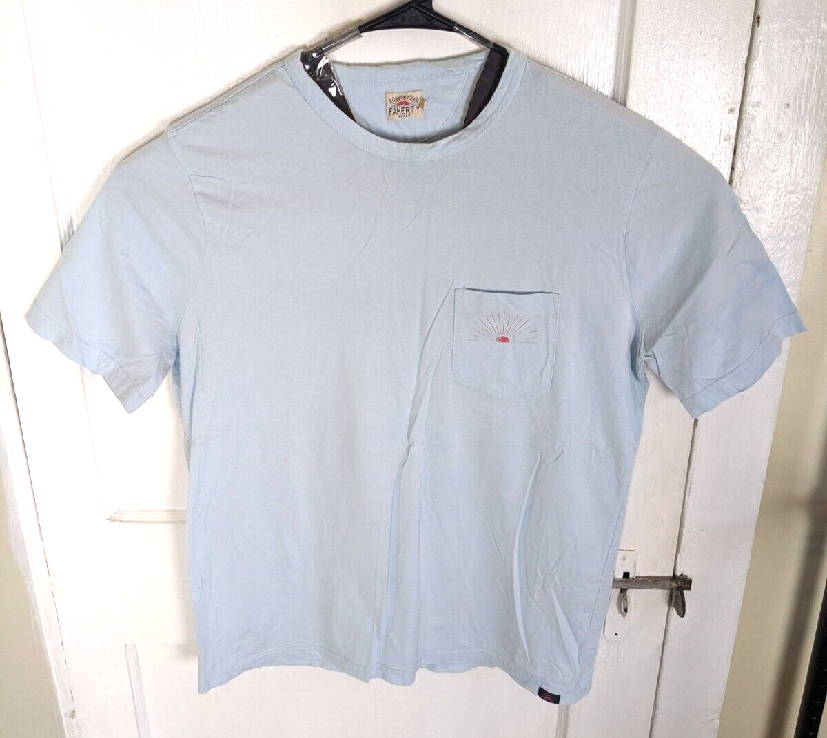 Faherty Pocket Graphic Tshirt Sunset Logo 2-Sided Sky Blue Men L Hiking ...