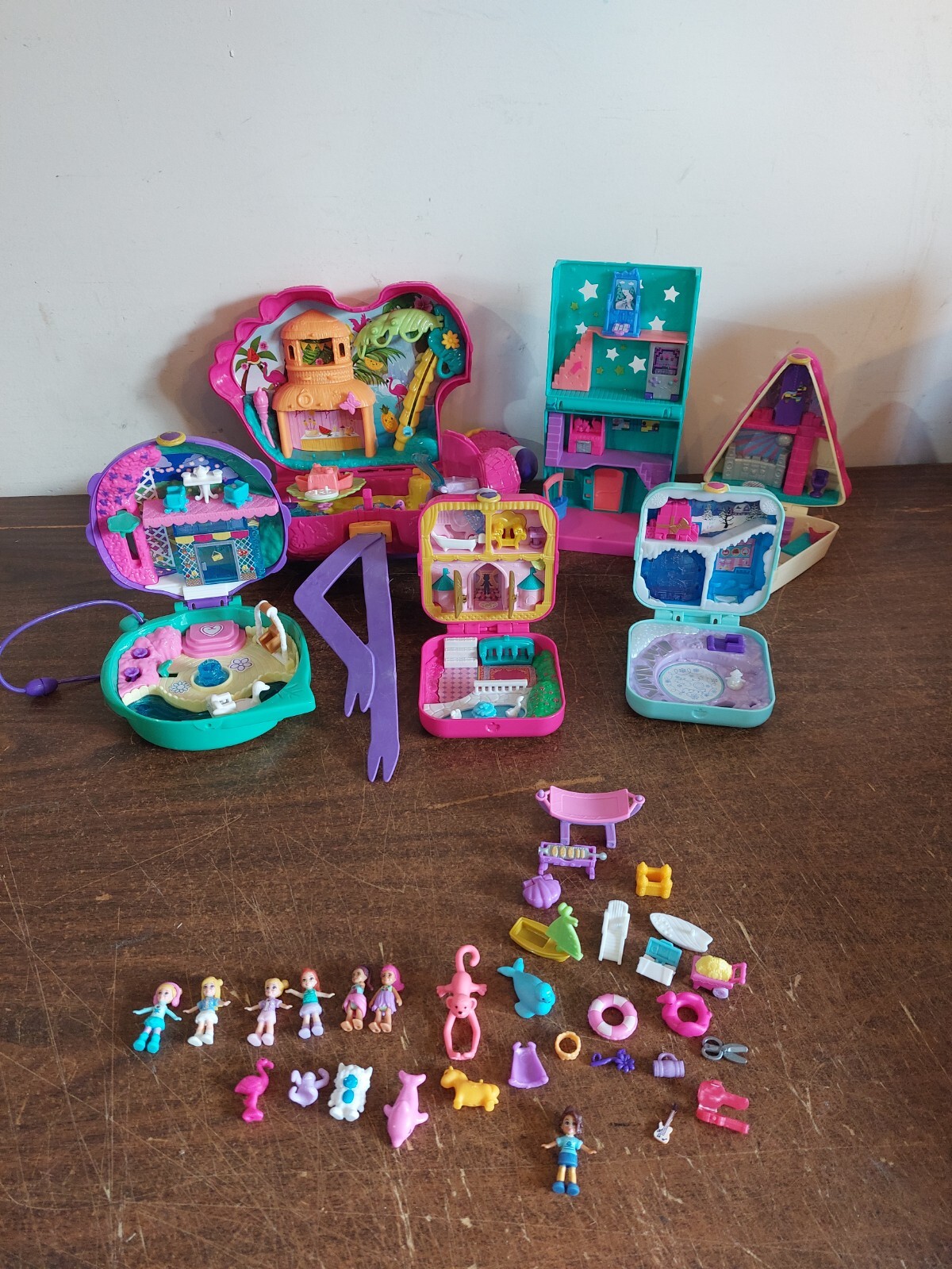 Modern 2018 Polly Pocket Flamingo Party Playset Lot Cake Box Compact ...
