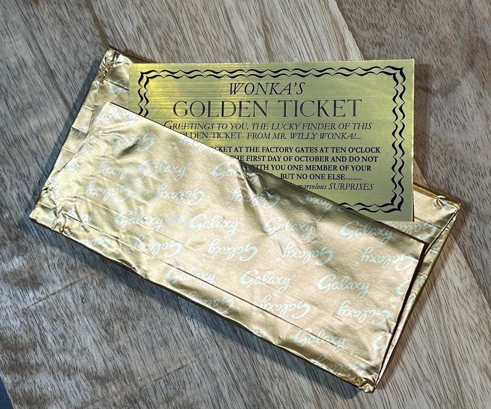 Wonka Bar Personalised chocolate Bar with best quality Novelty Golden ...