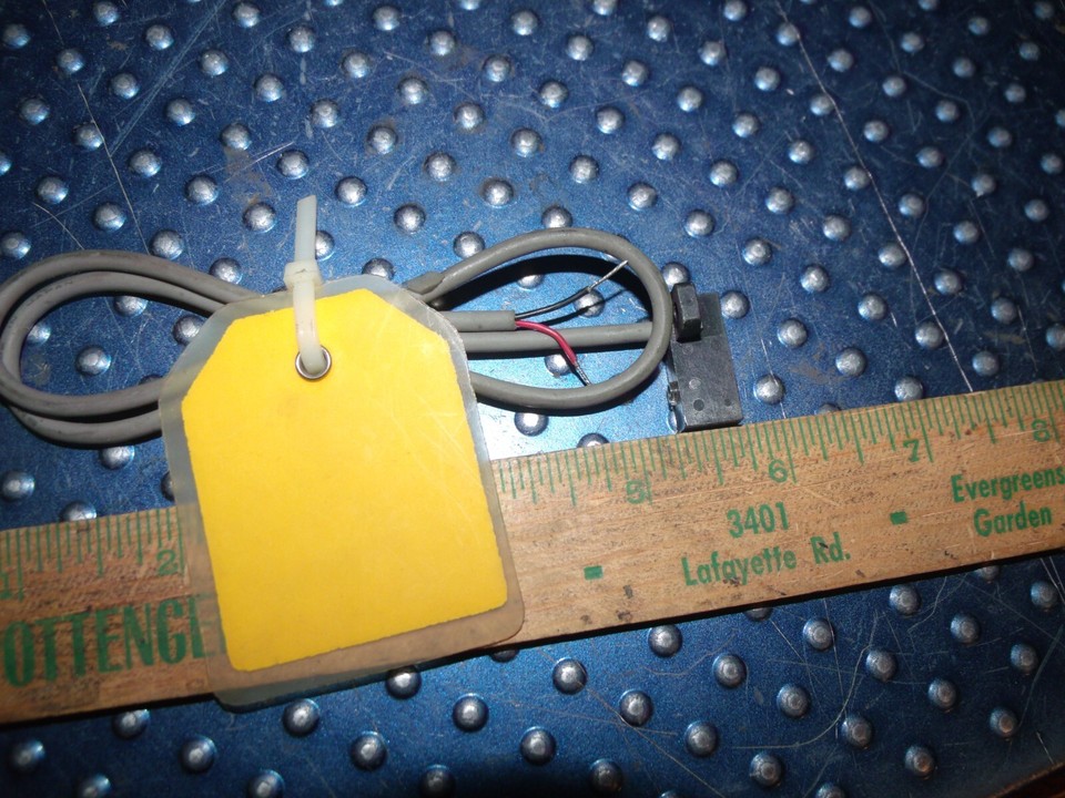 NEW SMC D-A73 CYLINDER REED SWITCH SENSOR | eBay