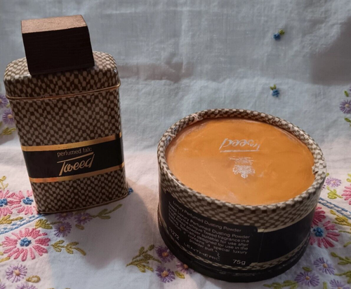 Vintage Tweed perfumed talc and dusting powder | eBay