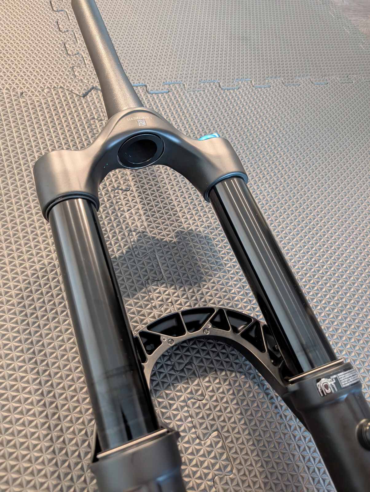 FOX 38 Suspension Fork - 29" 170mm Rhythm w/ GRIP Damper - Brand New | eBay