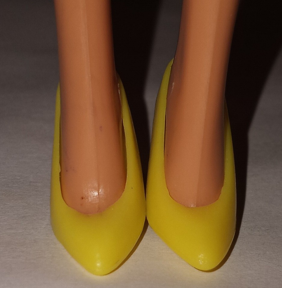 Vintage 1980's Barbie Yellow Pump Heels Indonesia | eBay