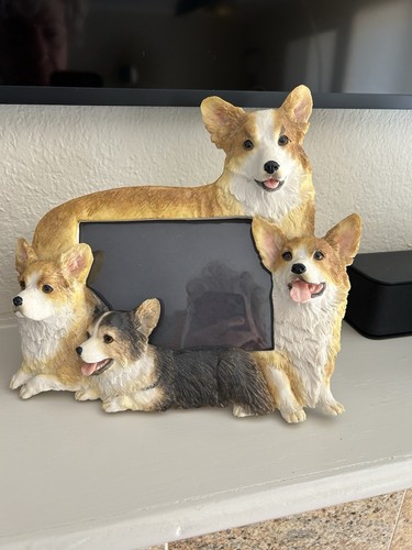 Corgi-sculpture decorated picture frame 5x7, new, perfect condition ...