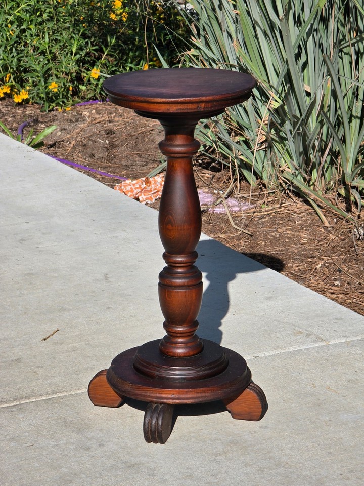 Vintage Round Pedestal Table / Spindle-Turned Stem & 4-Leg Plant Stand ...
