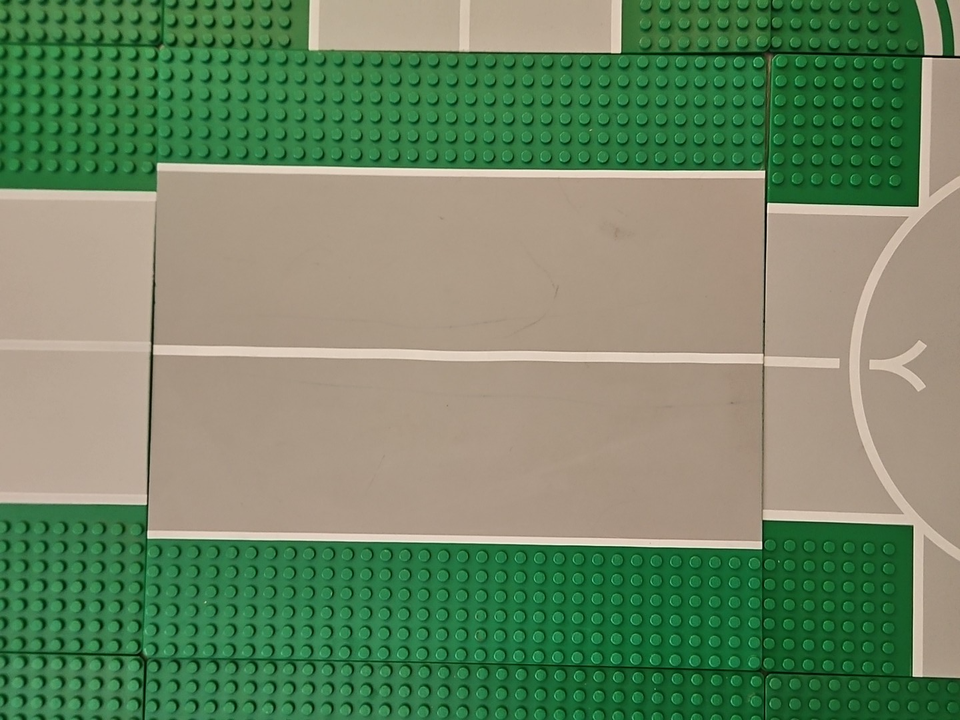 Lego 32 x 32 Road Baseplate Lot - 15 Green Runway Crossroads ...