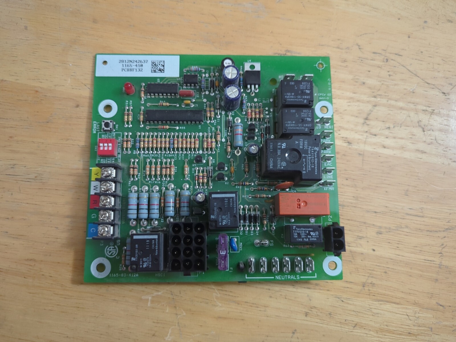 Goodman PCBBF132 OEM Furnace Control Circuit Board 1165-410 ...