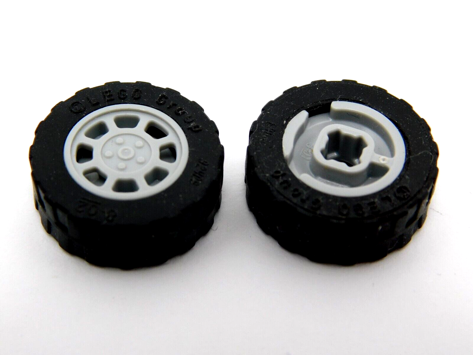 10 LEGO Tire / Tyre 17.6 x 6.24 Wheel Light Bluish Grey Rims Spokes ...