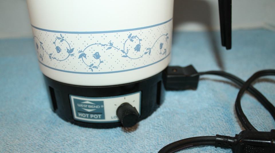 Vintage West Bend Electric Hot Pot 2 - 6 Cup #53616 adjustable ...
