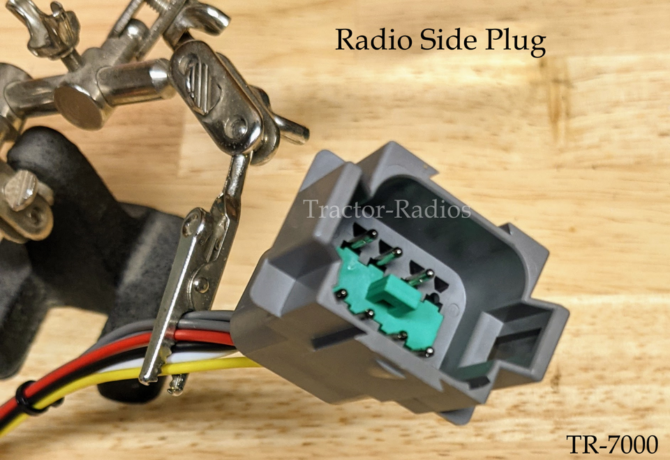 Caterpillar Direct Connect Plug & Play Tractor Radio Bluetooth Cat ...