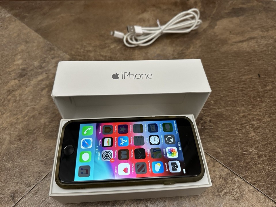 Apple iPhone 6 - 16GB - Space Gray - AT&T - Very Good Condition With ...