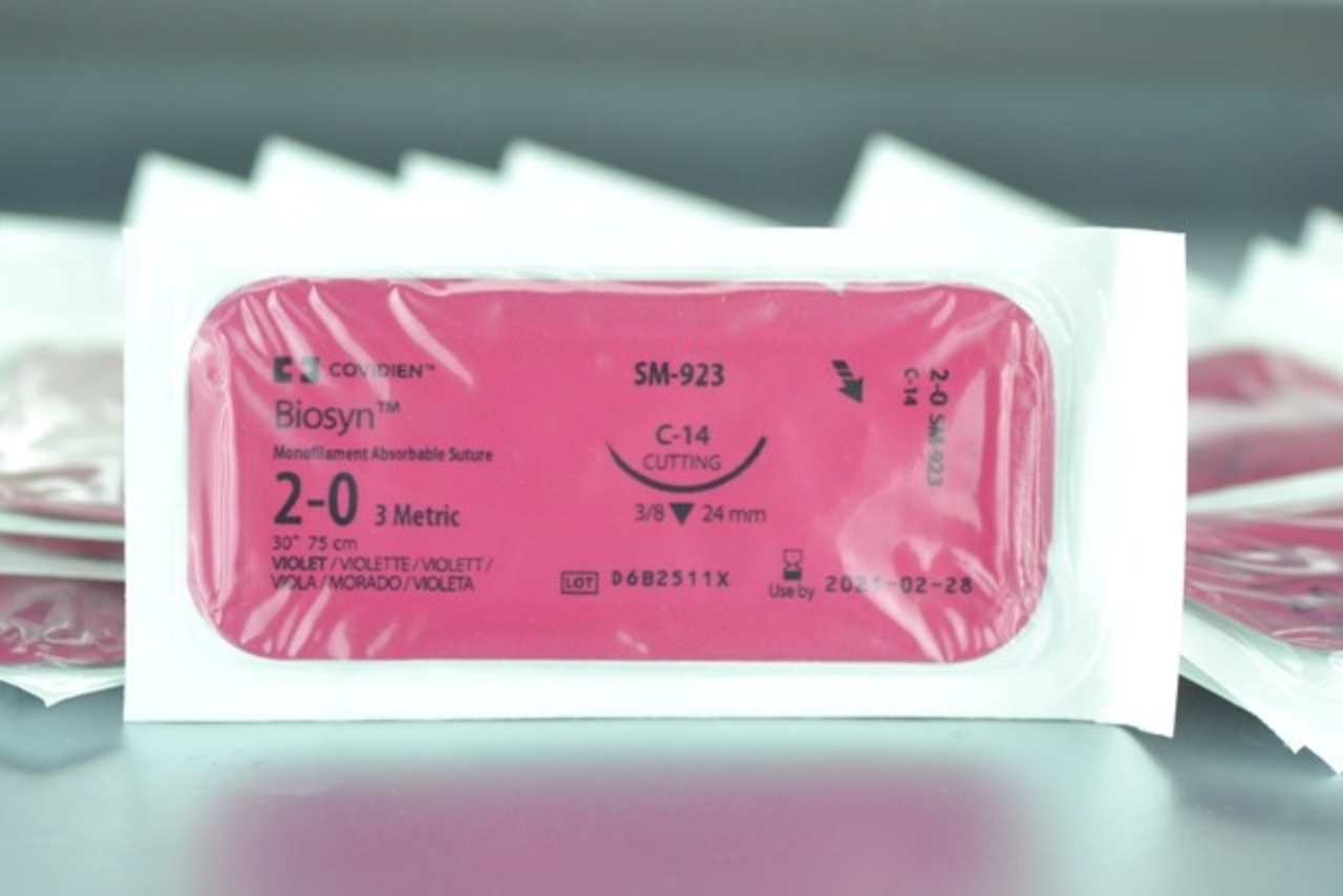 Covidien Biosyn­ with Needle Size 3-0 or 4-0 30" Violet 75cm Needle 36 ...