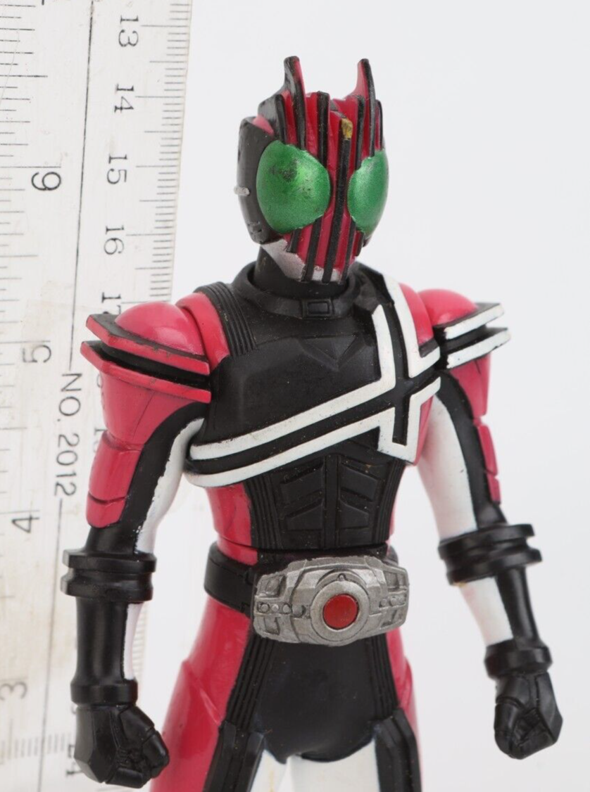 RHS BANDAI KAMEN MASKED RIDER Decade SOUL OF VINYL sofubi sofvi FIGURE ...