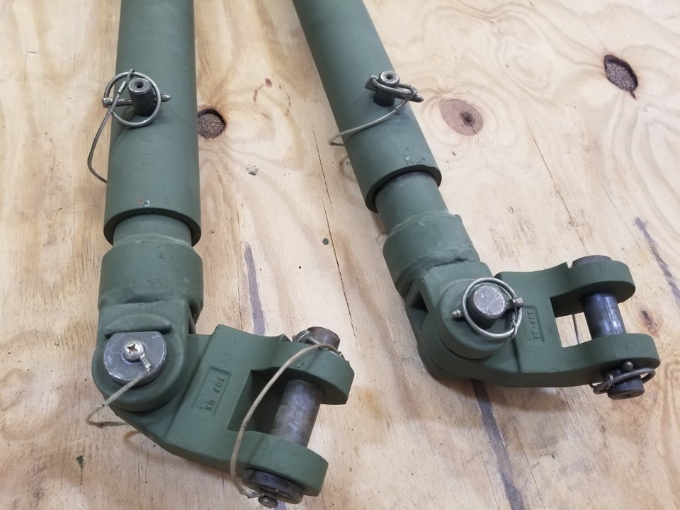 M998 HMMWV Military Truck M35 TOW BAR 7551383 4910-01-365-9304 3/4 INCH ...