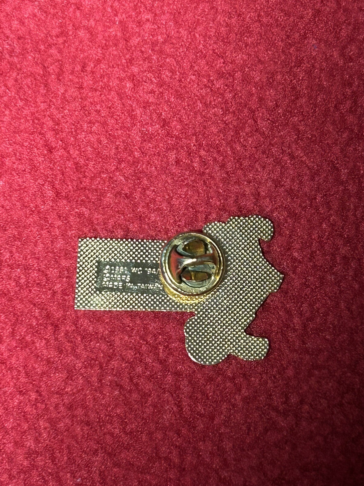 FIFA World Cup 1994 Snickers Mascot Striker Dog Enamel Lapel Badge ...