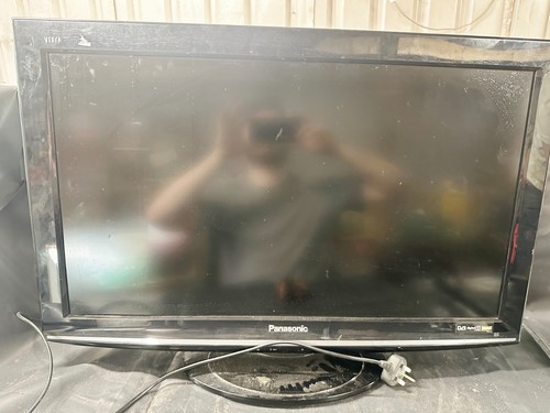 VINTAGE PANASONIC VIERA FLAT SCREEN TV HDMI MODEL TX-L32X10B 32" | eBay UK