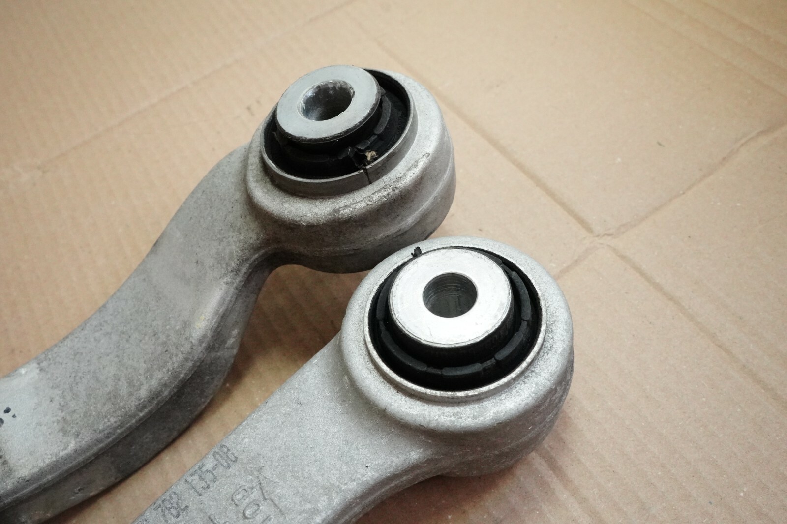 Genuine BMW Rear Upper Control Arm Wishbone Left & Right 33326782135 ...