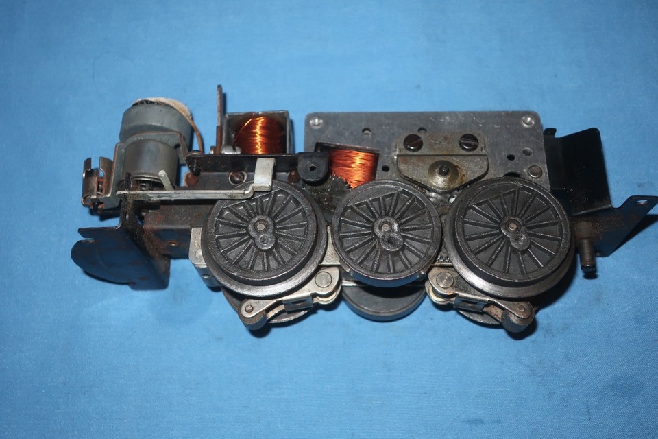 Lionel #665, #685, #2055, #2065 Steam Locomotive Motor/Chassis. Runs ...