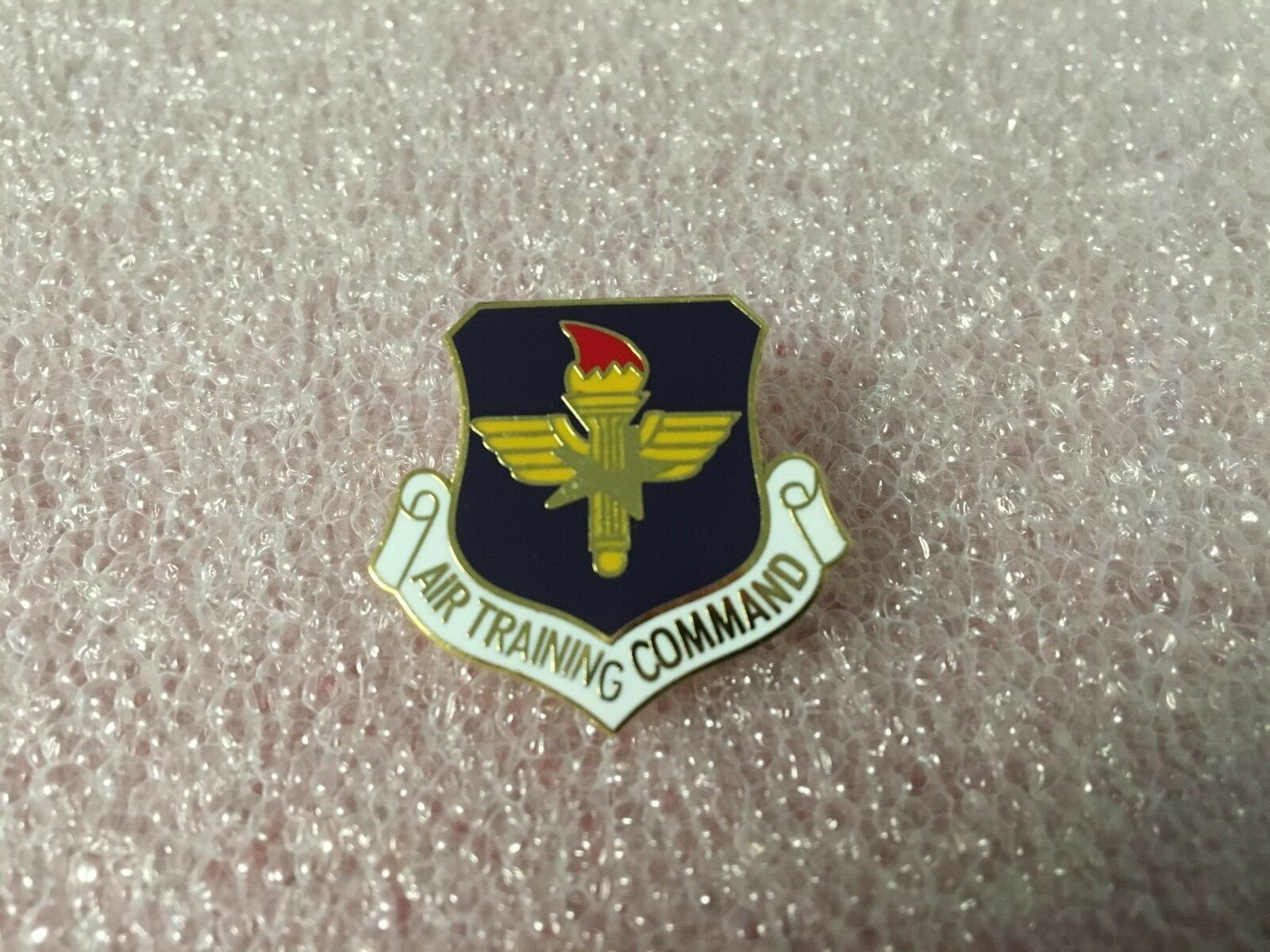 USAF AIR TRAINING COMMAND HAT PIN | eBay