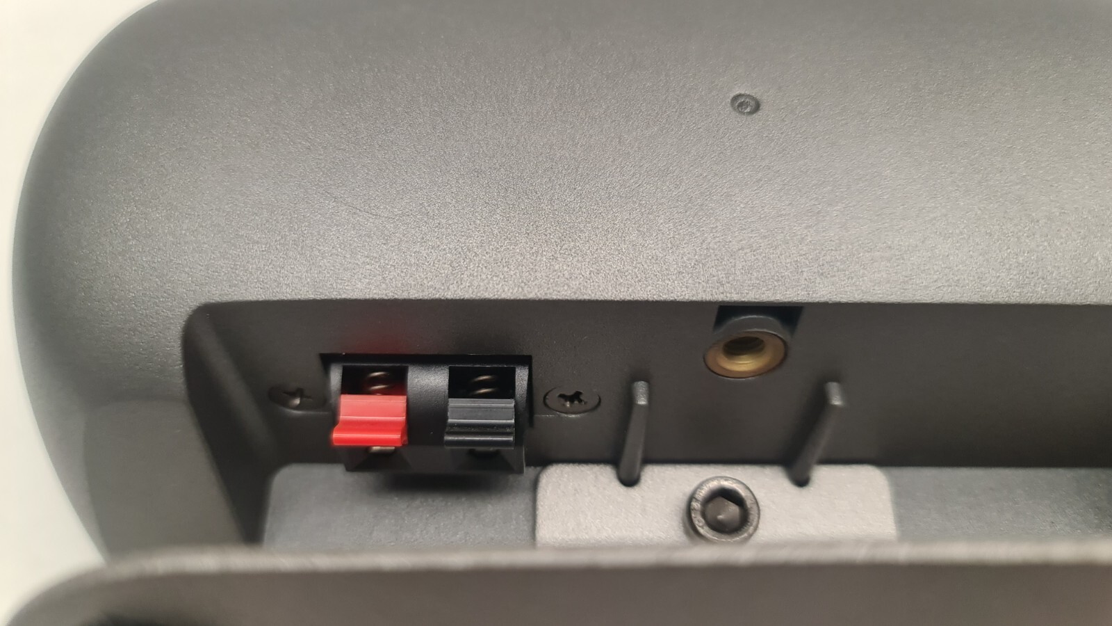 LOGITECH Z-680 PC HOME THEATRE GENUINE ORIGINAL CENTRE CHANNEL SPEAKER ...