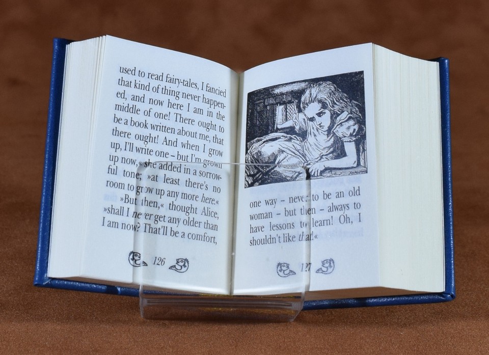 MINIATURE BOOK Alice´s Adventures in Wonderland | eBay