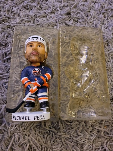 Michael Peca 27 Islanders NHL Bobble Dobbles Hockey Bobblehead | eBay