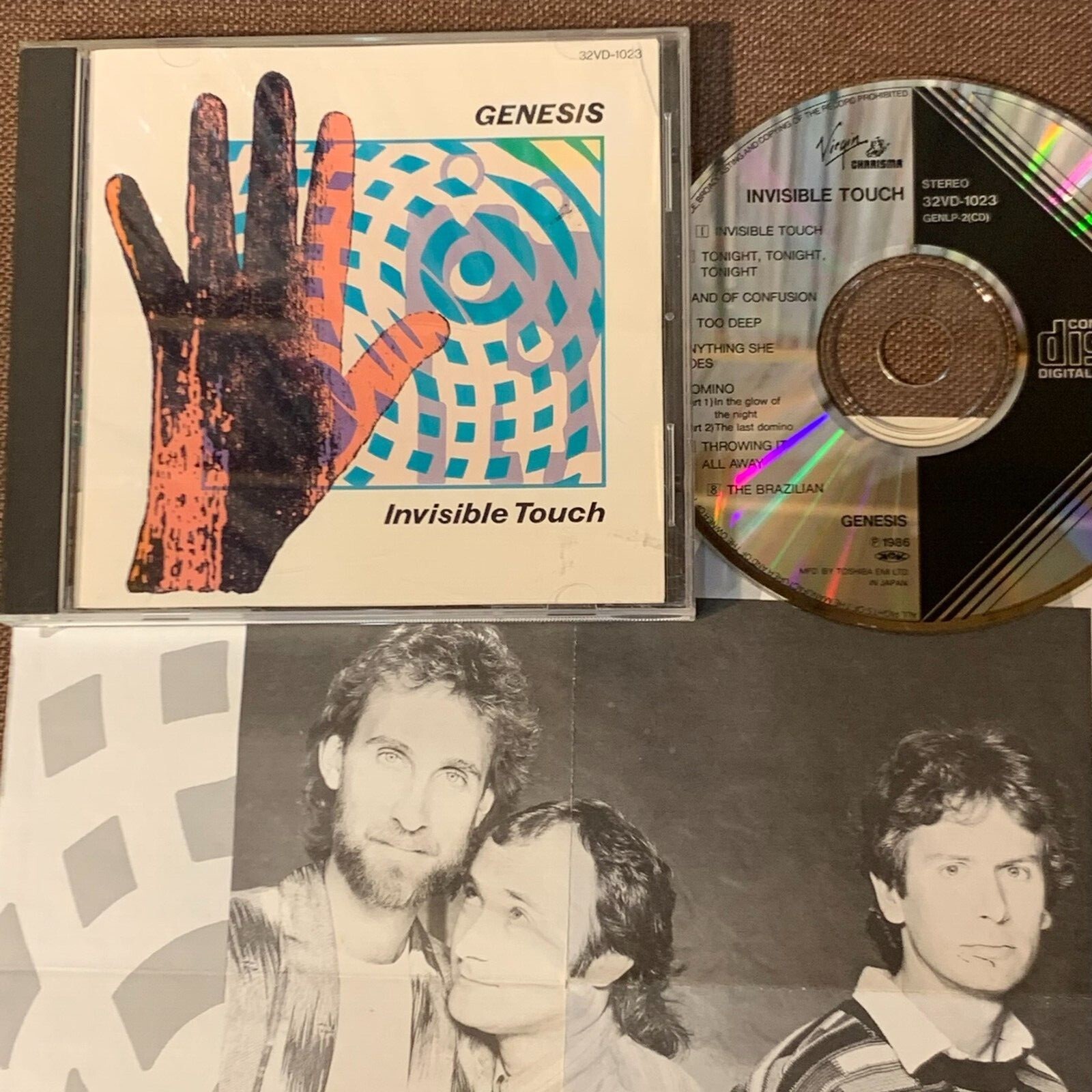 GENESIS Invisible Touch JAPAN CD 32VD-1023 1A4 TO w/INSERT BLACK ...