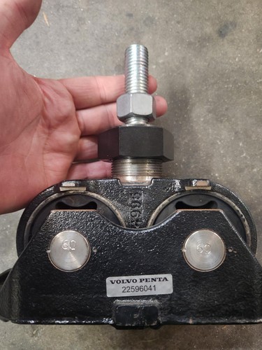 VOLVO PENTA D13 ENGINE MOUNTS, PART NUMBER 22596041 | eBay