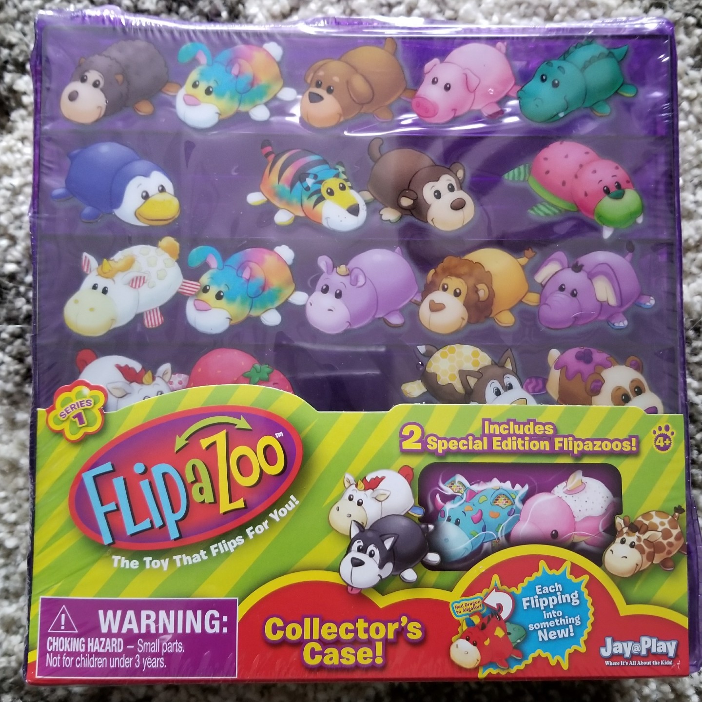 FlipaZoo Collectors' Case Includes 2 Special Edition Flipazoos Series 1 ...