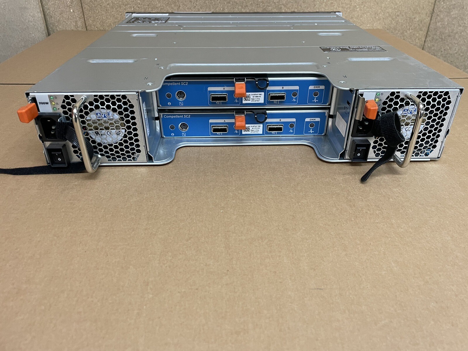 Dell SC220 JBOD 24x 2.5" Bay 2x SC2 Controller 2x PSU 24x 1.2TB HDD 28 ...