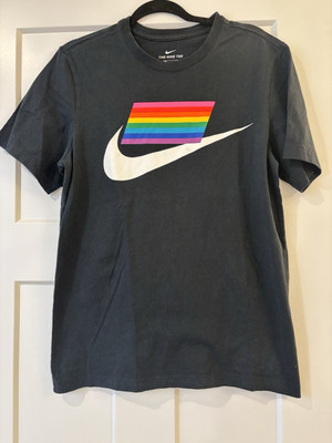 Nike BE TRUE LGBTQ Pride Swoosh Rainbow Flag Size Medium T-Shirt | eBay