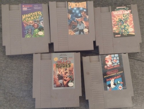 Nintendo NES 5 Game Lot + 2 Controllers, Punch-Out!!, TMNT 2, Bad Dudes ...