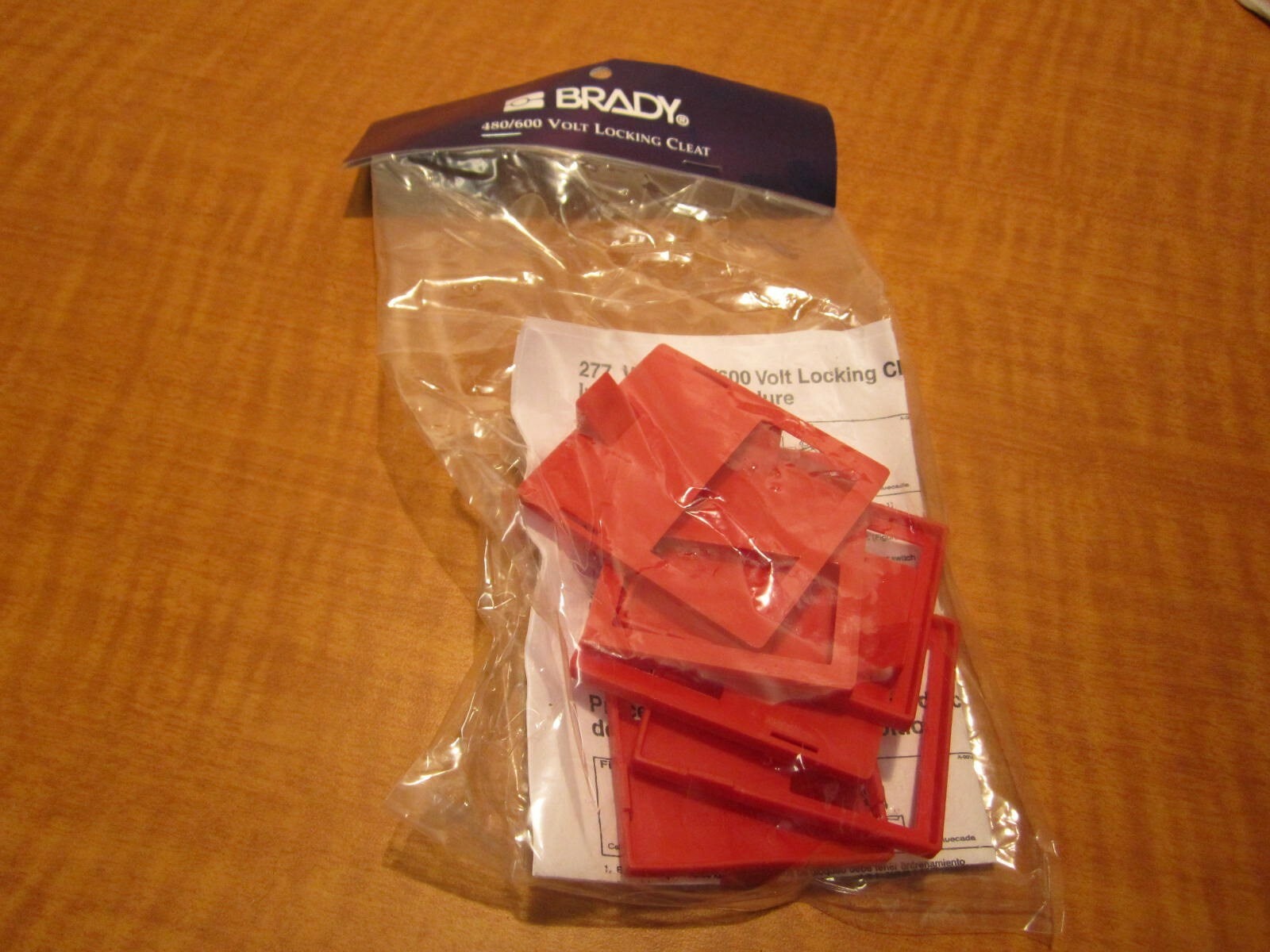 (6) BRADY 65406 Component Lockout Cleat 480/600V Red Nylon NEW | eBay