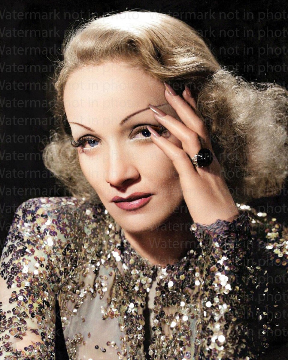 Marlene Dietrich Color