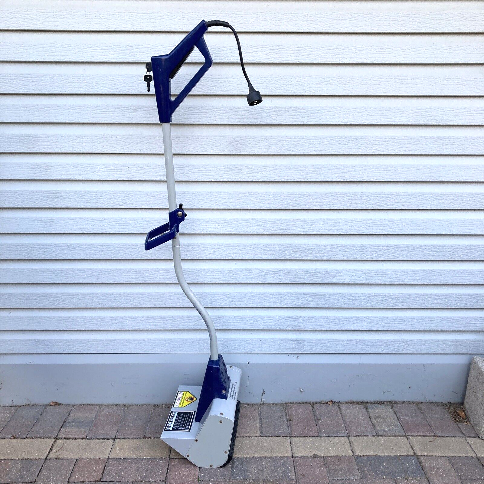Snow Joe Plus Electric Snow Thrower 12-Inch Roof Shovel Remover 7.5 Amp ...
