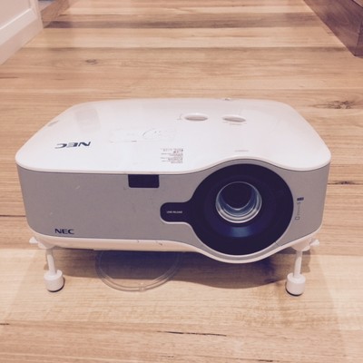NEC NP1000 3LCD Projector,3500 ANSI Lumens:Very Bright,WARRANTY | eBay ...