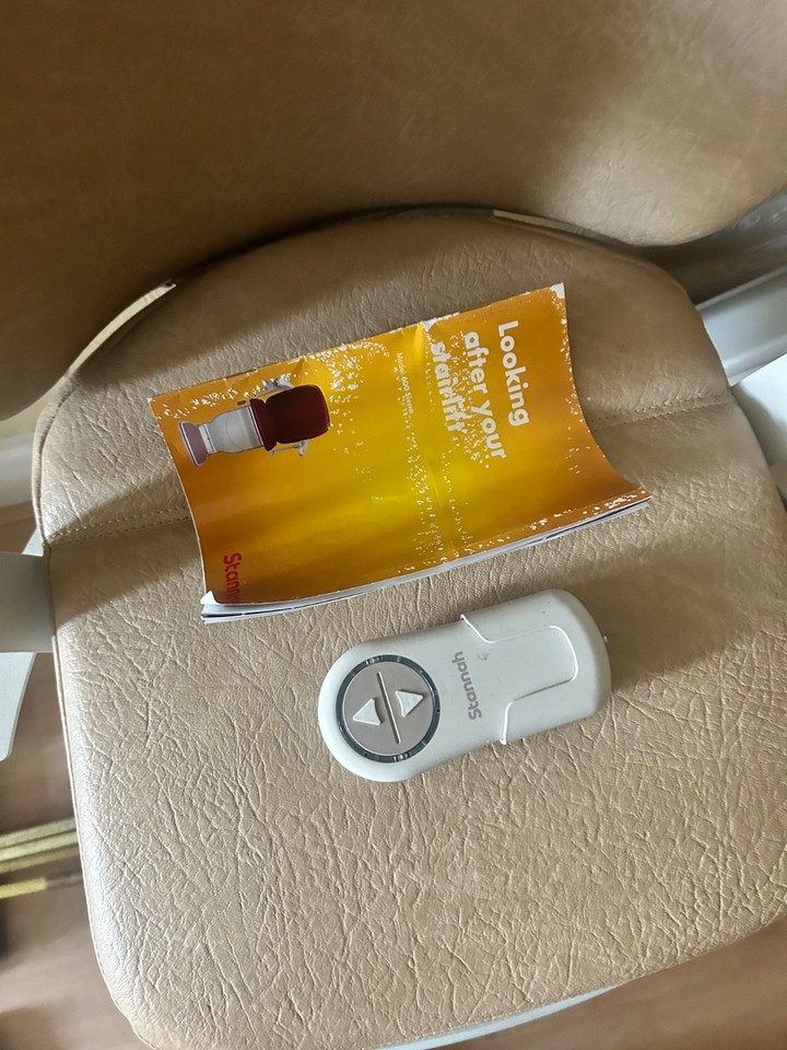 Stannah Stairlift Straight 600 Model Fully Fitted 12 Months Warranty ...
