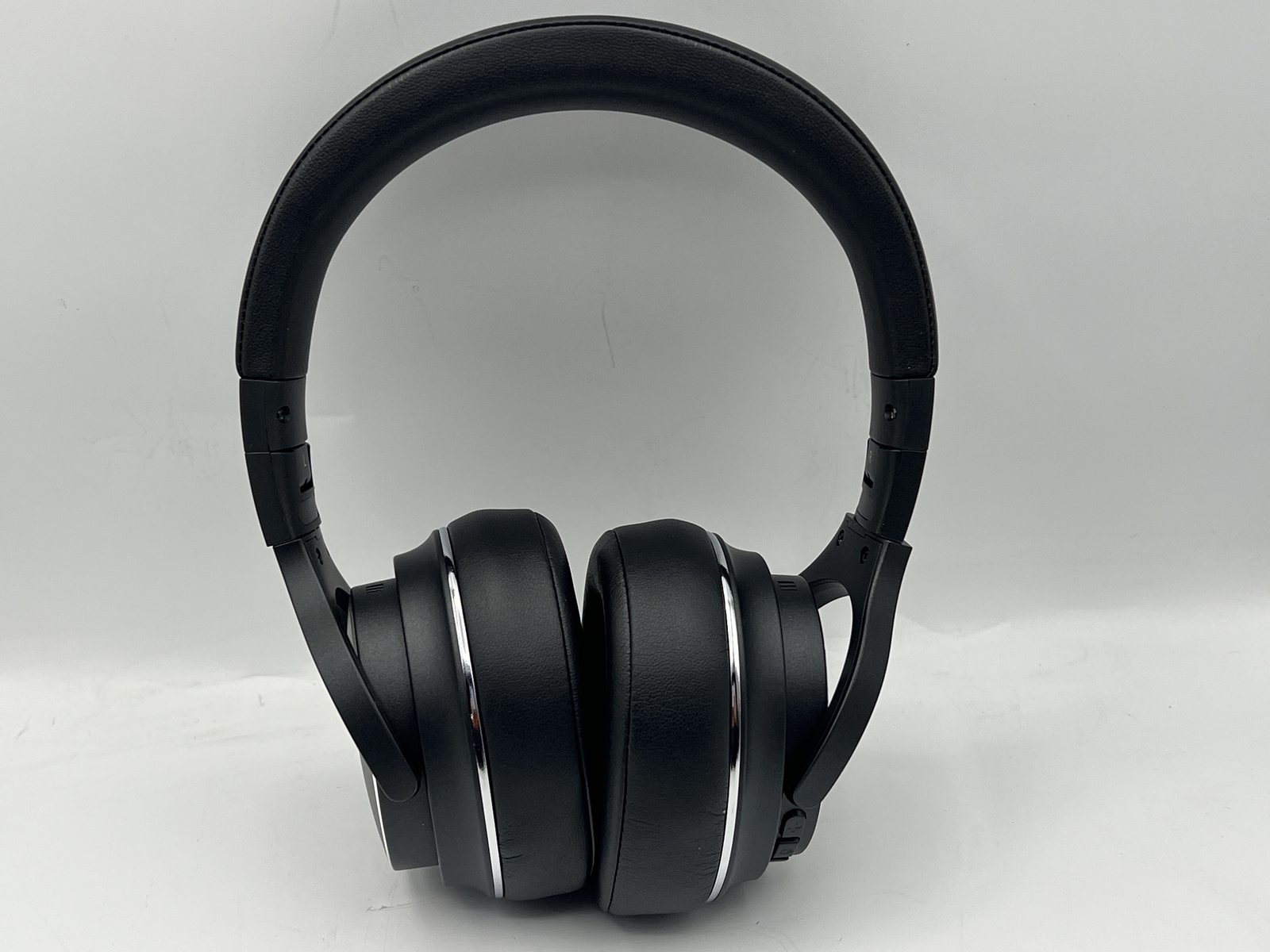 Raycon RBH820-BLA The Everyday Headphones Noise-Cancelling Over-Ear ...