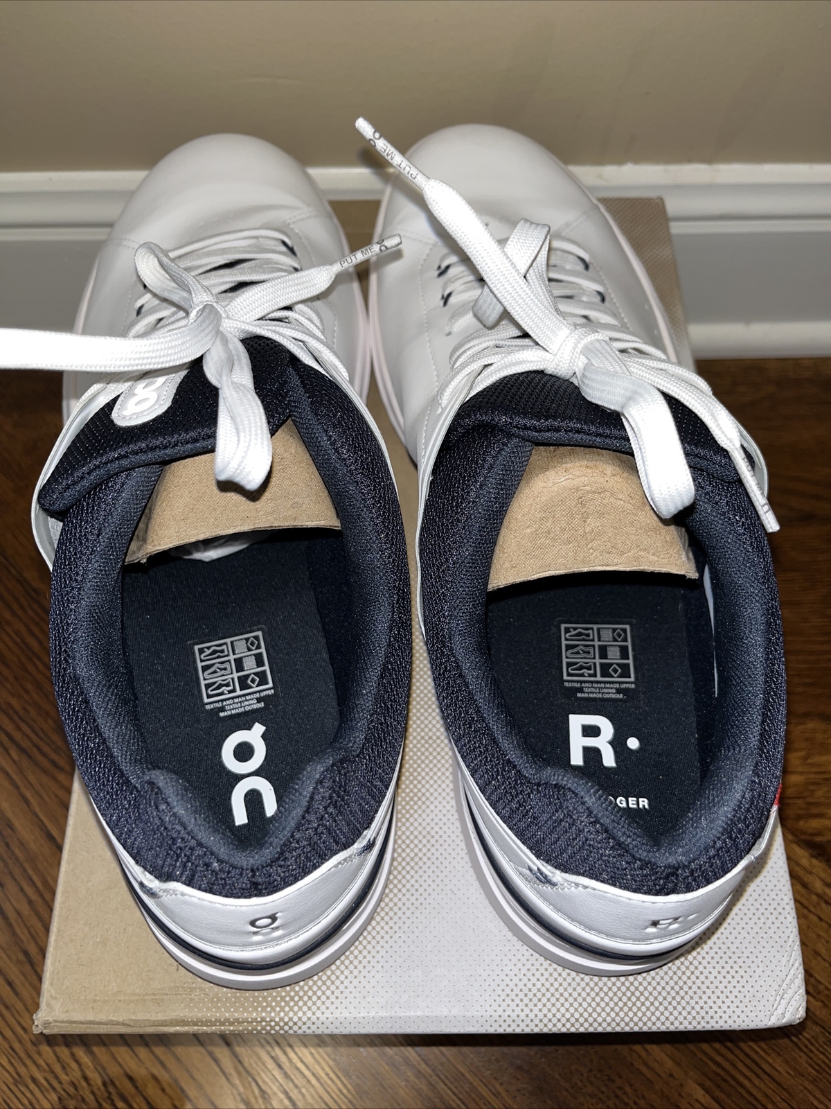 On Cloud The Roger Advantage White/Midnight Athletic … - Gem