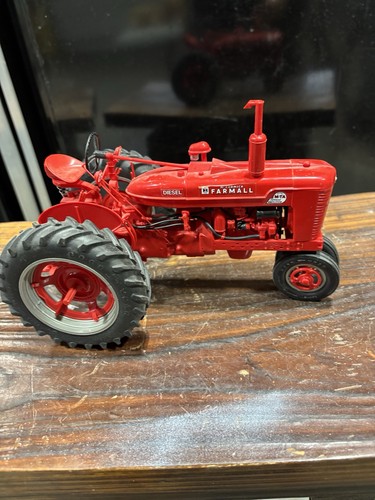 FARMALL INTERNATIONAL Super MTA Diesel Yoder TRACTOR 1/16 Plastic High ...