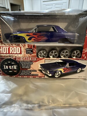 1966 1967 Die Cast Hot Rod Die Cast Kit Pontiac LO GTO 63017 1/24 Scale ...