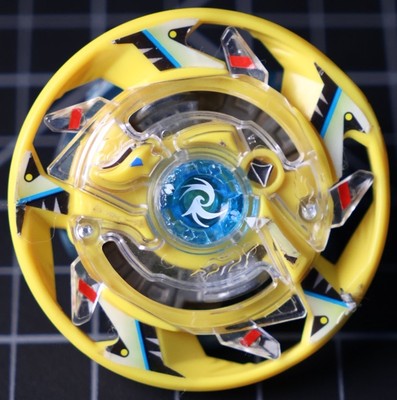 Maximum Garuda 8flow Flugel B-87 01: Beyblade Burst God Takara Tomy #4 ...
