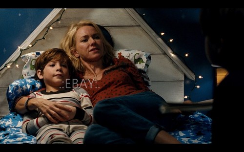 Photo: Naomi Watts and child actor Jacob Tremblay | eBay