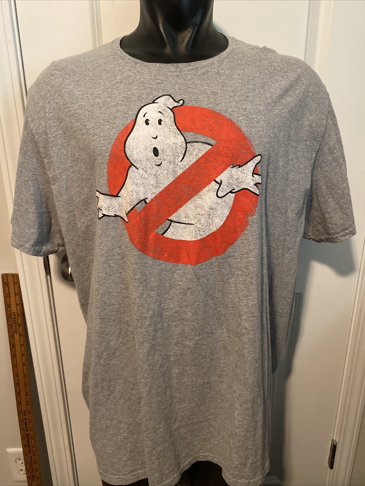 Mad Engine Ghostbusters Retro Look Logo Gray Men's T-… - Gem