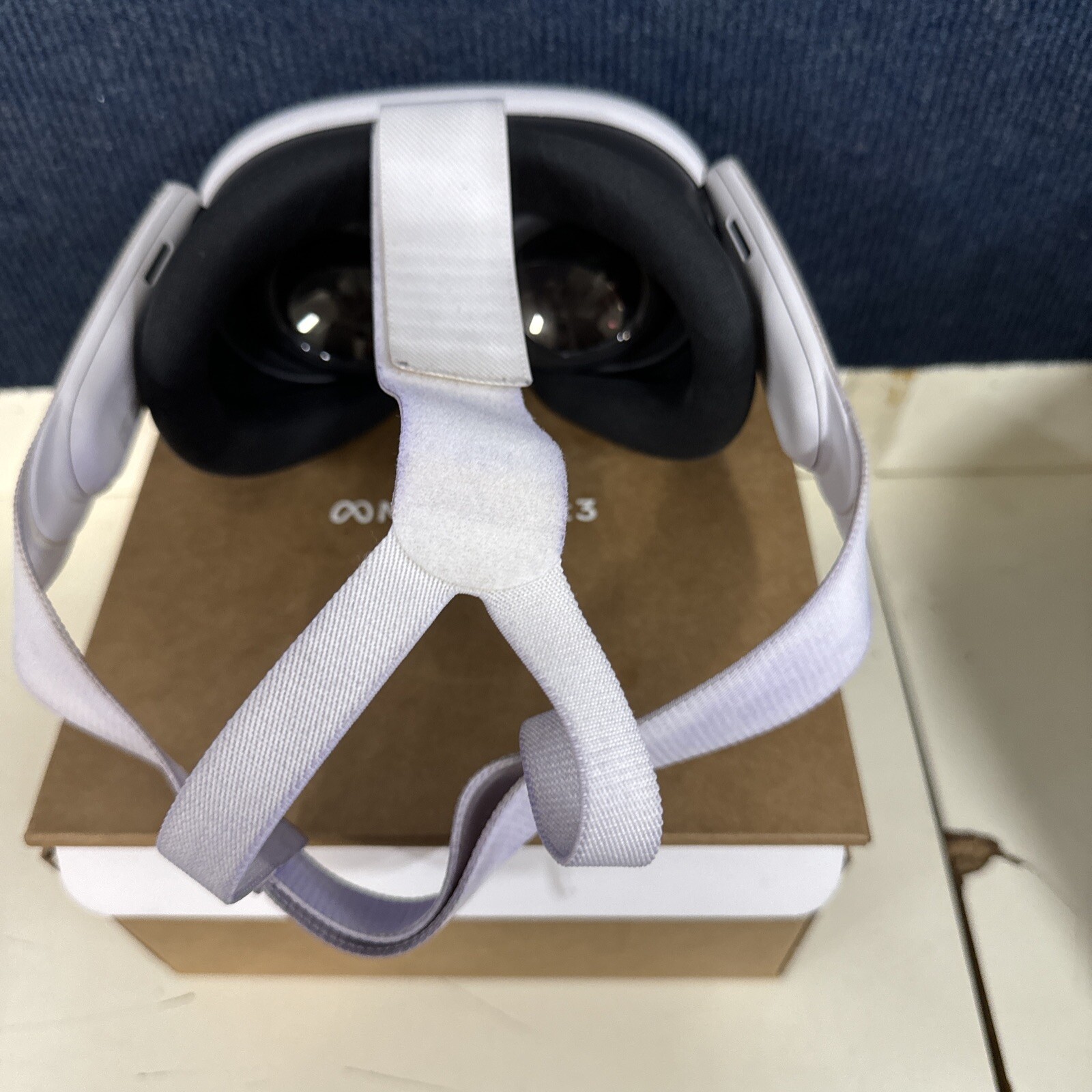 Meta Oculus Quest 3 VR Headset 128GB ONLY 1 RIGHT CONTROLLER & Cable ...