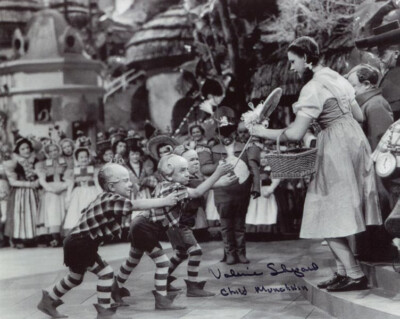 VALERIE SHEPARD SIGNED 8x10 PHOTO + CHILD MUNCHKIN WIZARD OF OZ RARE ...